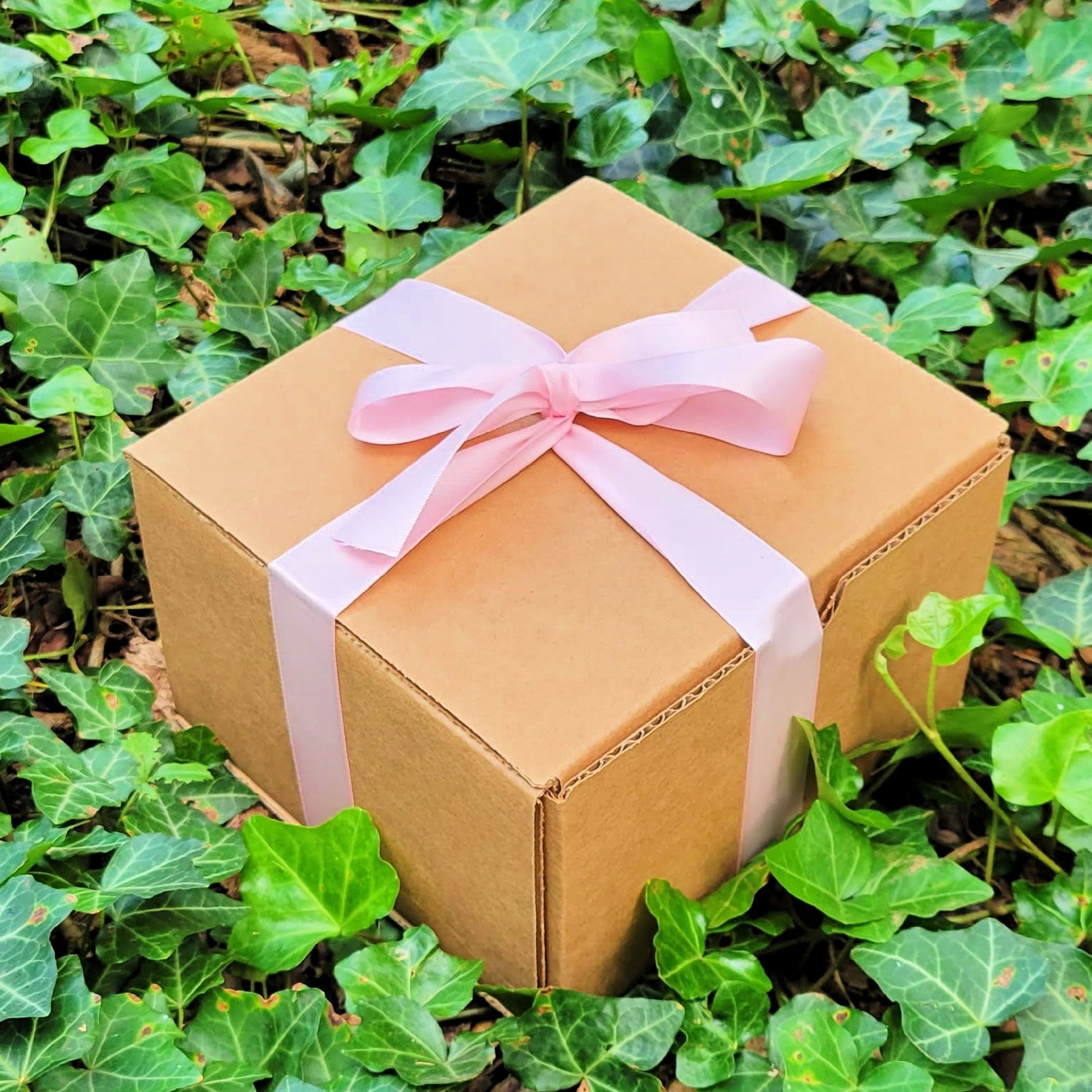 4 Tips and Ideas for Sending a Sympathy Gift - Bar MatchLess